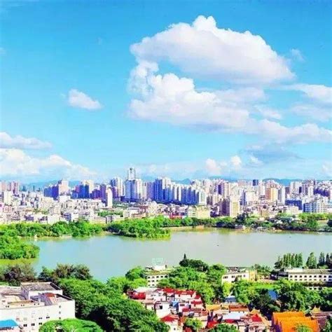 2022年上半年全市经济形势分析会召开发展刘吉建设
