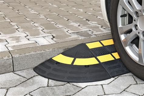 The Ultimate Curb Ramp Diy Guide Master Your Driveway Access Curb Ramp Reviews