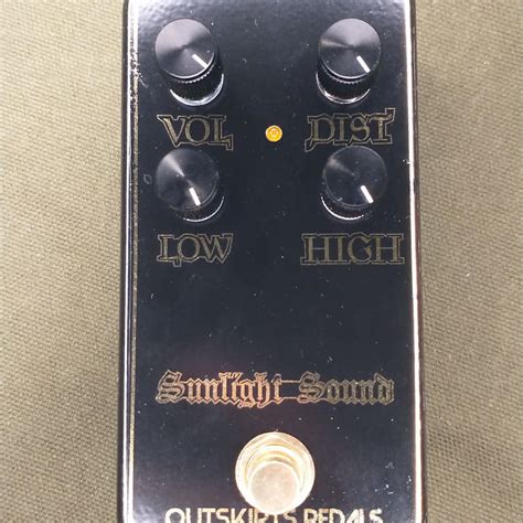 Outskirts Sunlight Sound Distortion HM 2 Clone Reverb