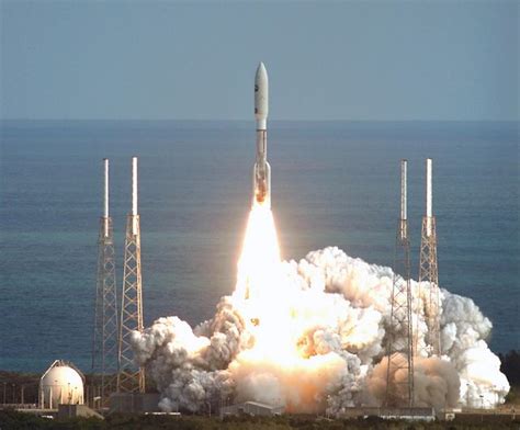 Tourisme Spatial Vers Une Fusée Atlas V Qualifiée Pour Le Vol Habité