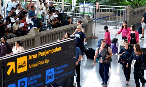 Kunjungan Wisman Ke Bali Meningkat Garuda Indonesia Tambah Rute