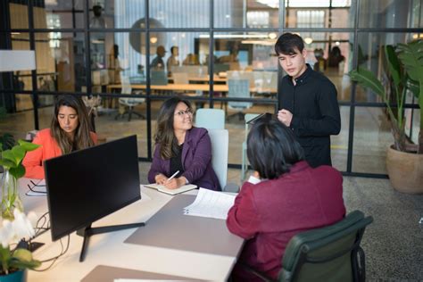 Maximizing Seo Utilizing Data Analytics For Enhancement Silk Commerce