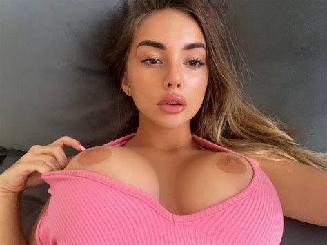 Throw7890 White Women Pin 64996001