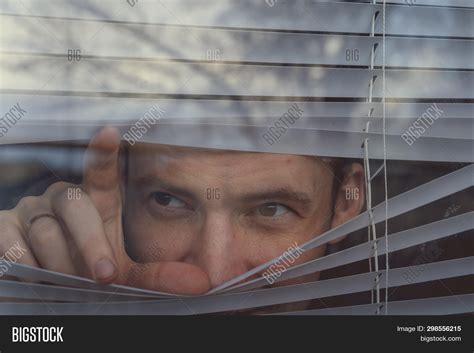 What Does A Blind Person Eyes Look Like