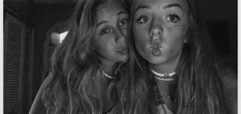 5 Hot Sexy Ambrie Faith Bikini Pics