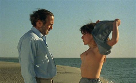 Голая Катя Бергер в Tales Of Ordinary Madness