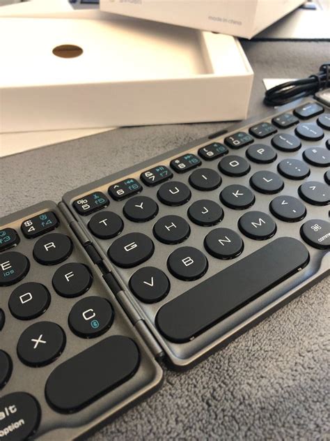 Tri Fold Bluetooth Keyboard With Touchpad New Round Keycaps Version Rechargeable Wireless