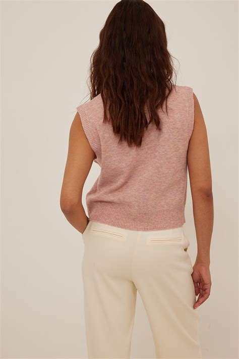 Knitted Round Neck Vest Pink Na