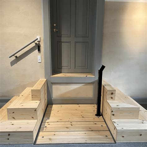 Stairlift To 300 Kg Jema Lift