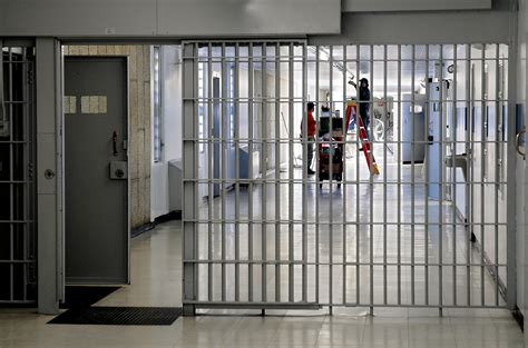Cities Offer Space For Gitmo Inmates News Sports Jobs Lawrence