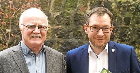 Das Neue Programm Der Kreisvolkshochschule Neunkirchen Liegt Vor