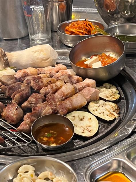 원종동 고깃집 추천 숙성 삼겹살 맛집을 찾는다면 시월곳간으로 네이버 블로그