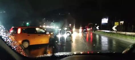 Scontro Fra Tre Auto Sulla Lucchese A Serravalle Reportpistoia