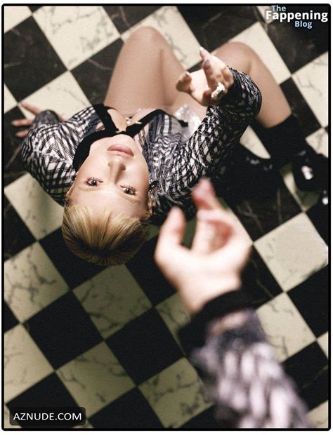 Hayden Panettiere Sexy Numero Netherlands Magazine May 2023 Issue 28