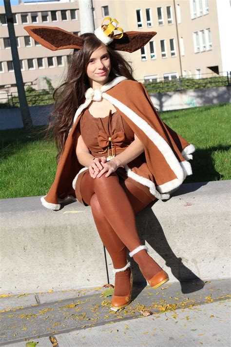 Eevee Cosplay By Aponevee On Deviantart