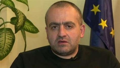 გიორგი გამსახურდია საპროტესტო აქციაზე 10 უცხო ქვეყნის მოქალაქის