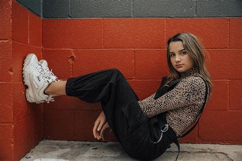 Annie Grace On Instagram Rawr Poses Para Fotos Poses Fotos Tumbrl