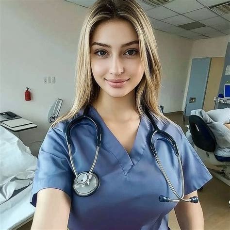 👤 Layla Has Sent You A Friend Request 📩 3 New Messages