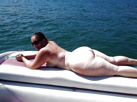 Its Some Thick Ass White Women Outside Pt6 Porn Pictures Xxx Photos