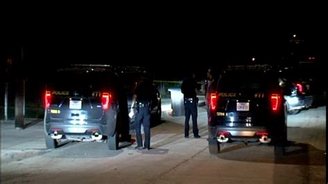 Woman Shot In Chest During Southwest Side Argument Woai