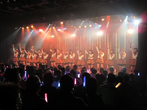 「ポッター平井の激推しアイドル！番外編」 Hkt48・チームtⅡがnmb48劇場に初上陸！「手をつなぎながら」出張公演レポート｜ウォーカープラス
