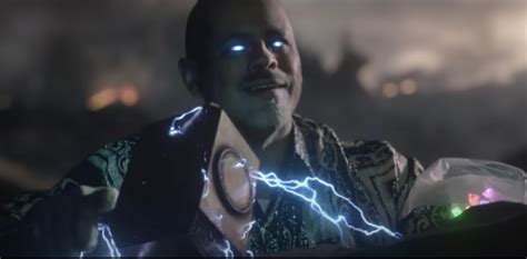 Thanos Mierzy Się Z Tuco Salamancą Z „breaking Bad” W Viralowej Parodii