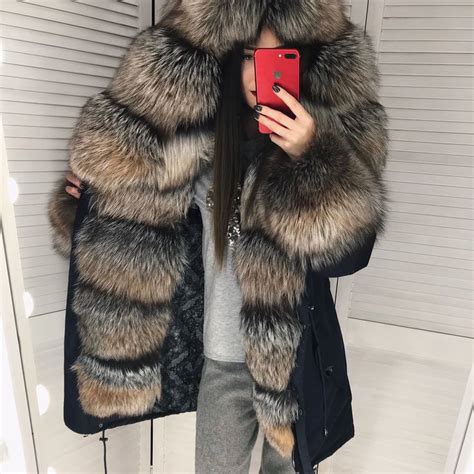 ️Парочка с мехом чернобурки •Трёхступенчатый окрас меха •Длина спереди 80 см сзади 95 см •Мех