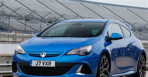 2013 Vauxhall Astra Vxr Review
