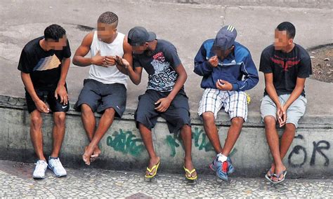 Sete dos dez jovens infratores mais passagens pela polícia agem na área da Central Jornal