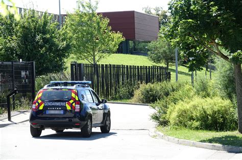 Les Abrets En Dauphiné Isère Comment Des Malfaiteurs Ont Braqué Les