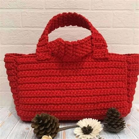 მოქსოვილი ჩანთები