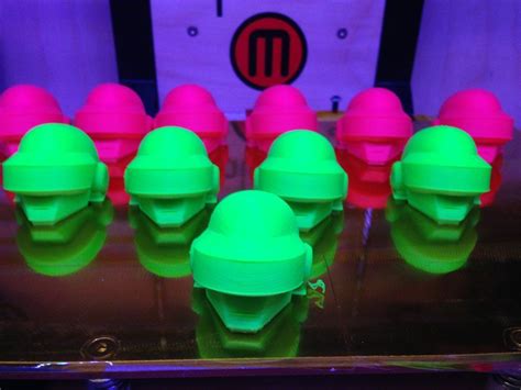 Free Stl File Thomas Bangalters Daft Punk Helmet・3d Printing Design To