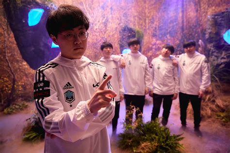Worlds 2021 Semifinals Primer Dwg Kia V T1 Ginx Tv