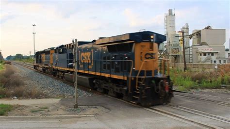 Csx Spongebob Squarecab Sd40 3 And Ac44cw Head North Through Westland As