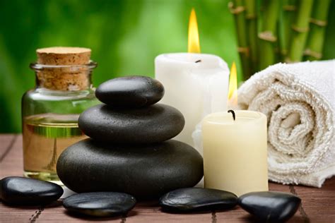 Beneficios Del Masaje Con Piedras Calientes