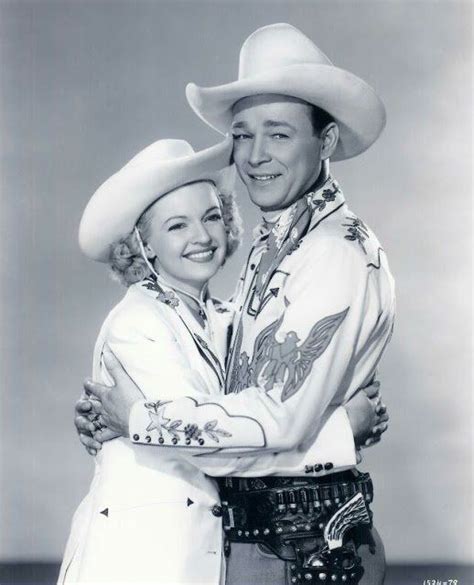 28 Amazing Vintage Photos Show The Sweet Love Of Roy Rogers And Dale