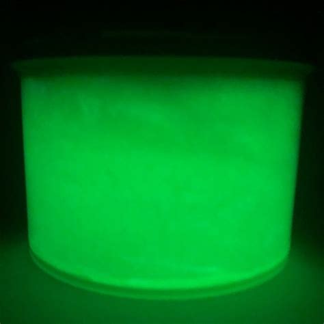 Galao Lts Tinta Glow Corion Luminescente Brilha No Escuro Sem Luz Negra Amarelo Neon