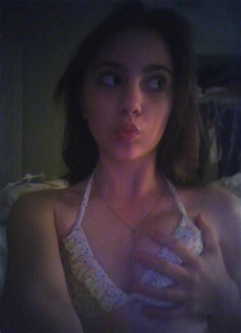 Vanessa Hudgens Porn Pictures Xxx Photos Sex Images 375843 Pictoa