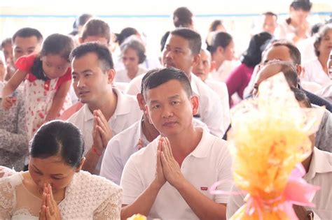 ក្រុមការងារគណបក្សប្រជាជន កម្ពុជាឃុំក្រោលគោ ស្រុកស្វាយជ្រុំ Added A New