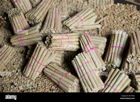 Bidi Cigarettes In India Stock Photo Alamy