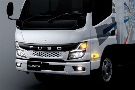 New Fuso Ecanter Resmi Meluncur Punya Banyak Tipe Dan Pilihan Baterai