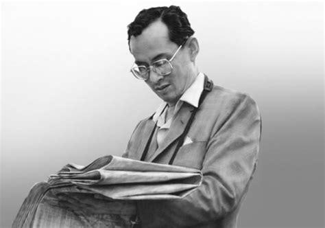 คิดถึงพ่อ ร้อยดวงใจ รำลึกถึงพ่อหลวงของแผ่นดิน