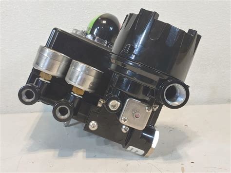 Flowserve Apex 8000 Positioner Nt3000 Transducer W Gear Manual Override