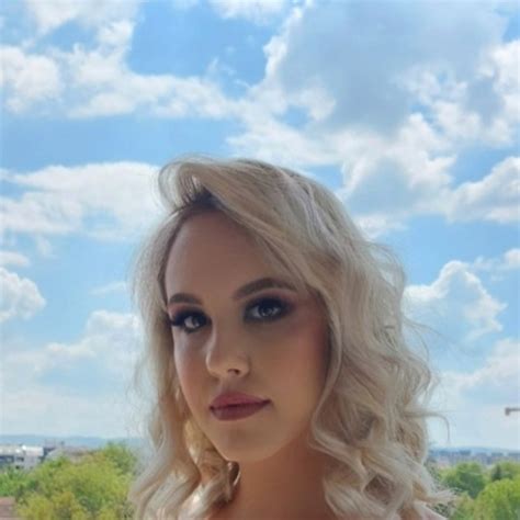 Tijana Spiric Content Editor Authority Builders Xing