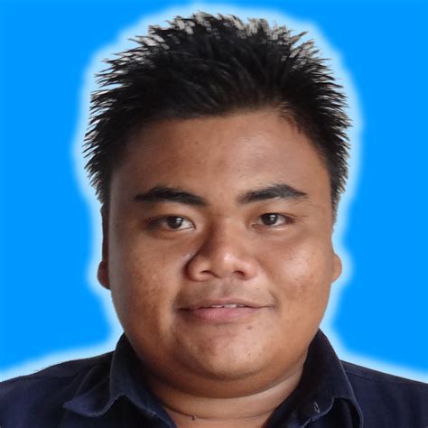 Muhammad Azim Mohd Yusof Pengurus Operasi Relisma Chemical