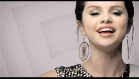 Selena Gomez Naturally Screencaps Selena Gomez Image Fanpop