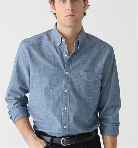 The 6 Best Chambray Shirts For Men According To Editors