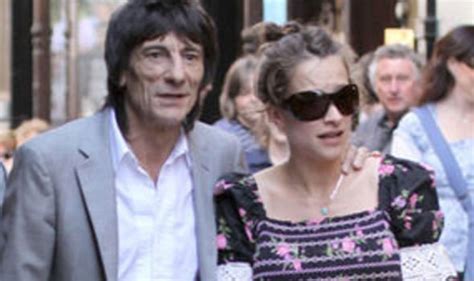 Ronnie Reaches Out To Daughter Leah Day And Night Entertainment Uk