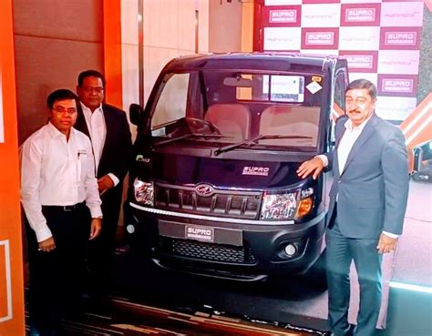 Mahindra Introduces Supro Profit Truck Excel Elevating Customer