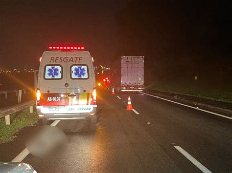 Mulher Morre Atropelada Por Carro Na Rodovia Anhanguera Em Campinas